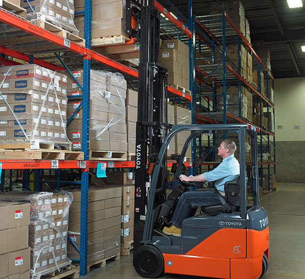 Historia de un cliente de Viking Freight | Toyota Forklifts