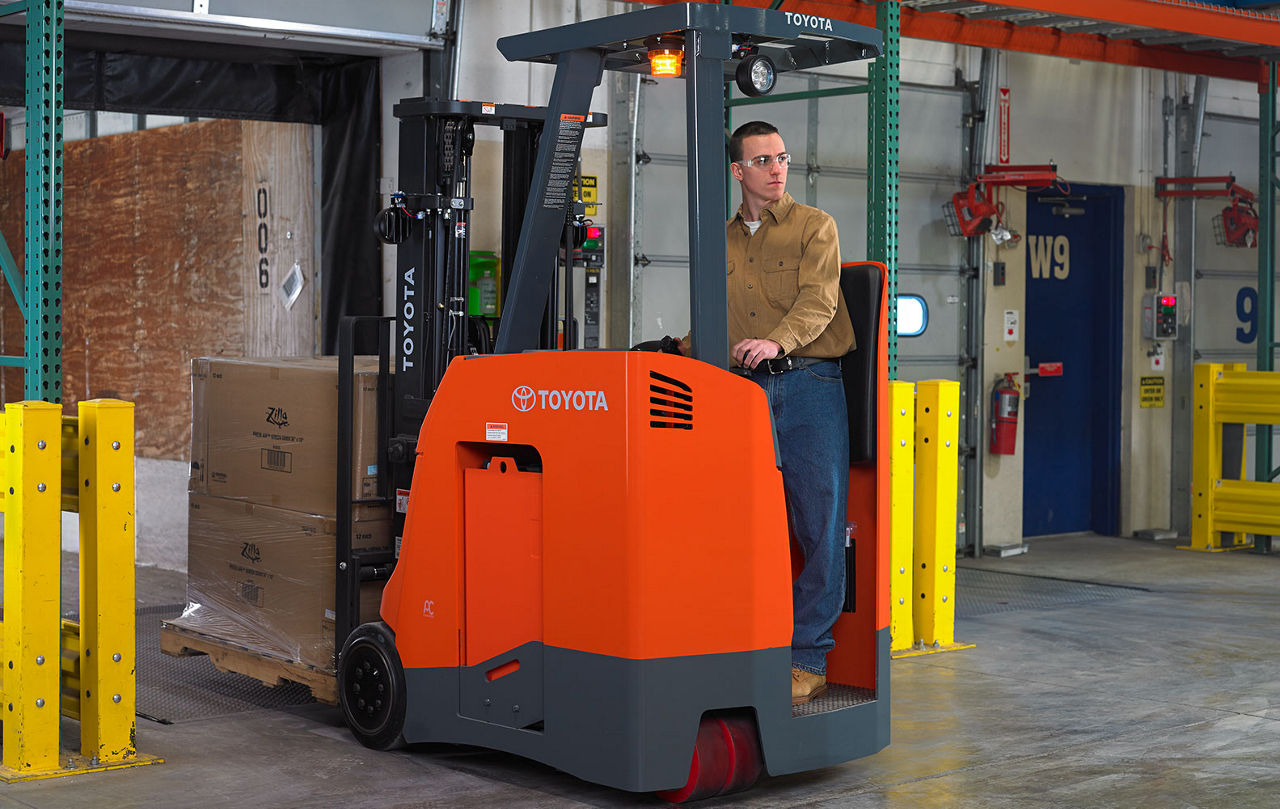 Forklift Safety: Strategies and Best Practices | Toyota Forklifts Blog