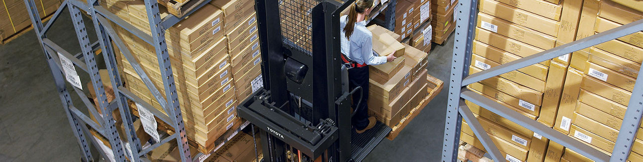 Order Pickers | Toyota Forklifts