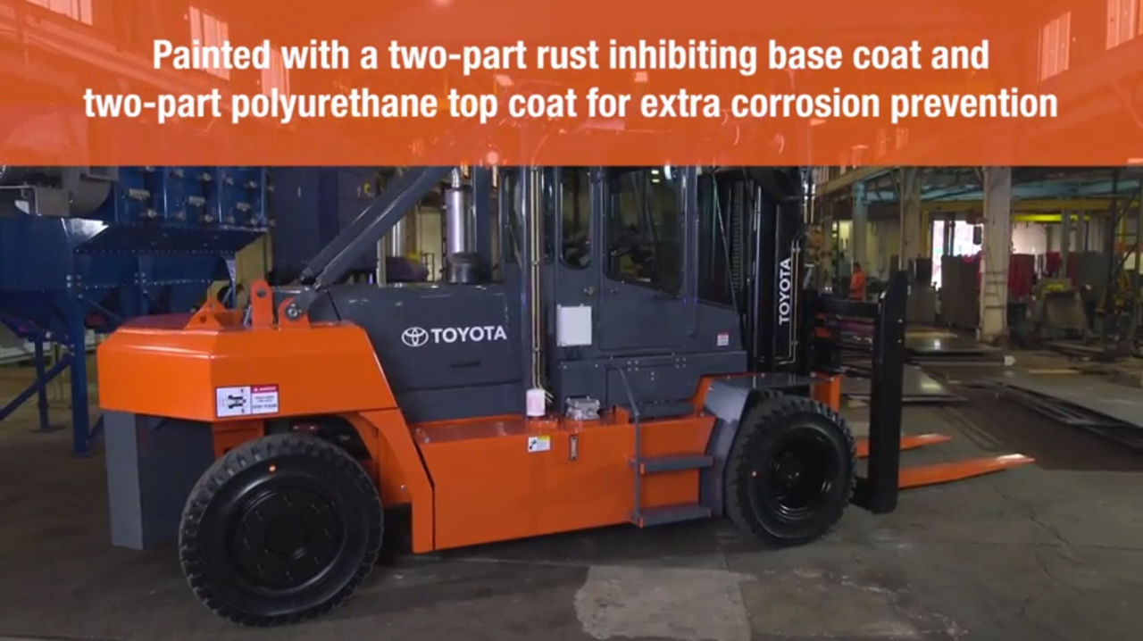 Toyota High-Capacity IC Pneumatic Forklift | Toyota Forklifts