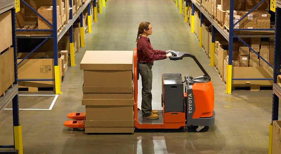 What Is A Walkie Rider Pallet Jack? | Toyota Forklifts Blog